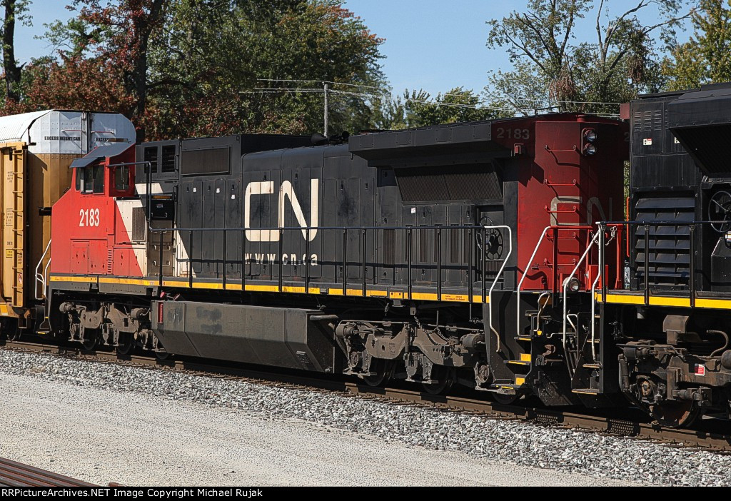 CN 2183
